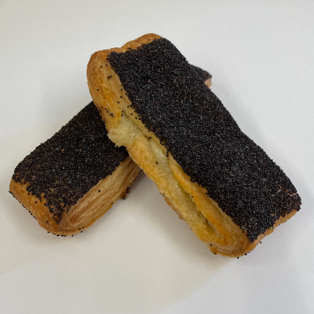 Sodt Danish Poppy Seed Pastry